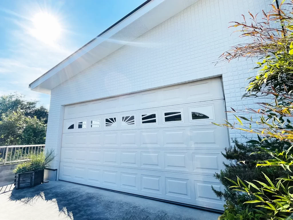 デザイン | Albero Garage Shutter